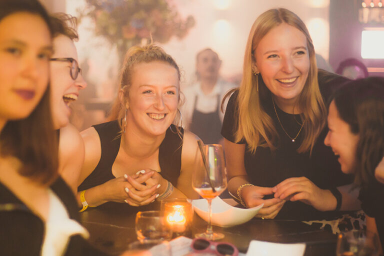 Pub Quiz As A Team Building Activity - G For Games